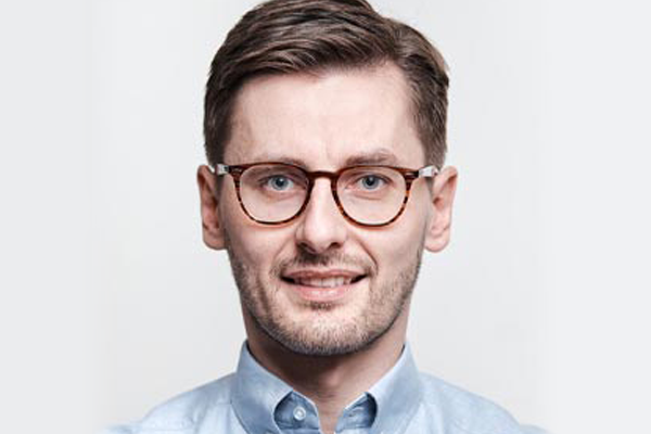 ADAM KWAPISZ: FIRST POLE NOMINATED TO THE ARTHROSCOPY ASSOCIATON OF ...