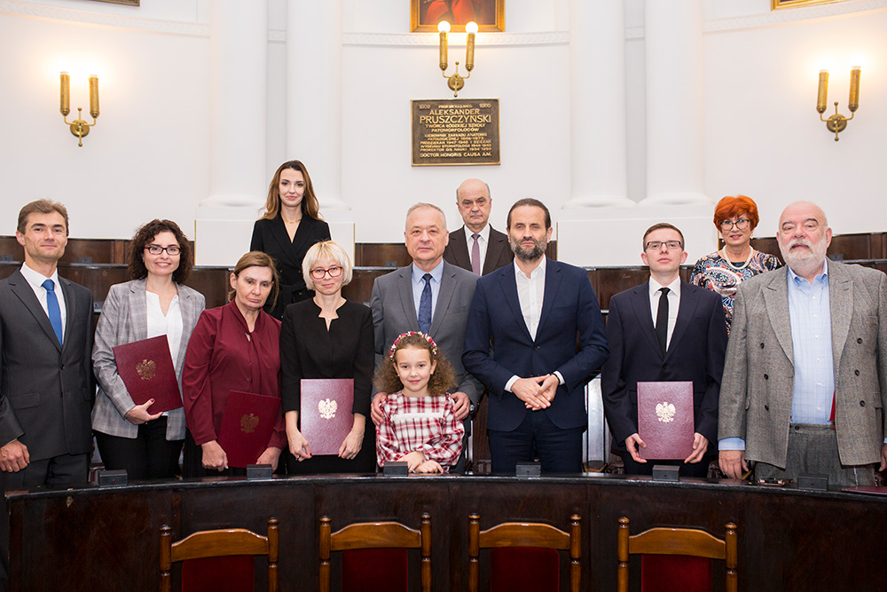 AWARDS FOR ACADEMIC TEACHERS - Medical University of Lodz